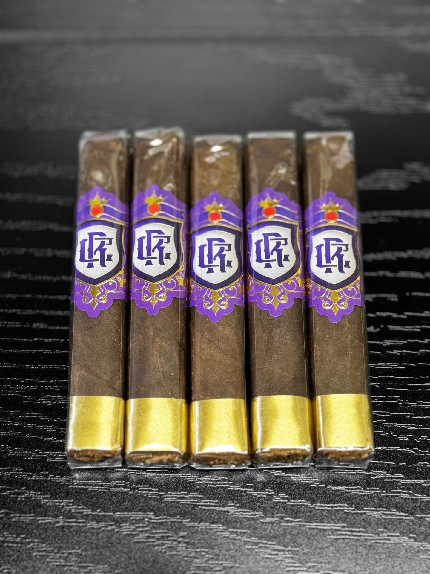 Royalty Cigars - Box Pressed Robusto 5 Pack – Puff, Sip, Chat